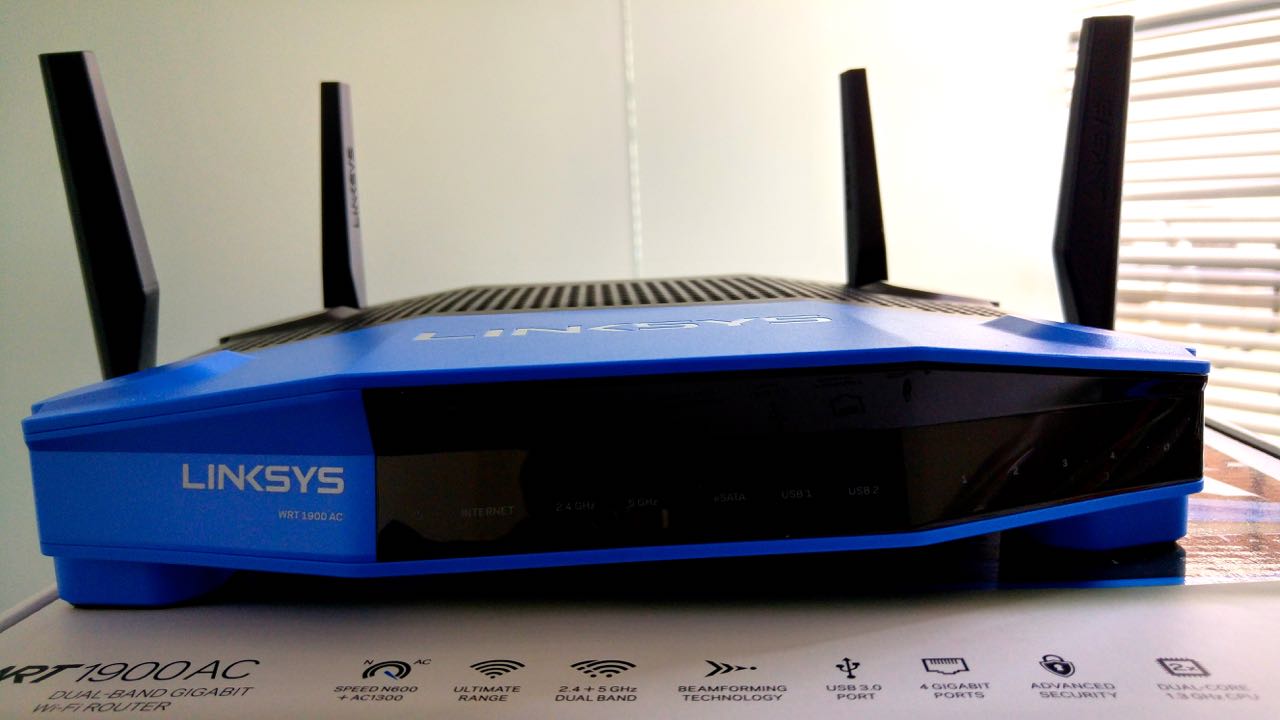 Las ventajas de tener un buen router como el WRT 1900 AC! | Techcetera