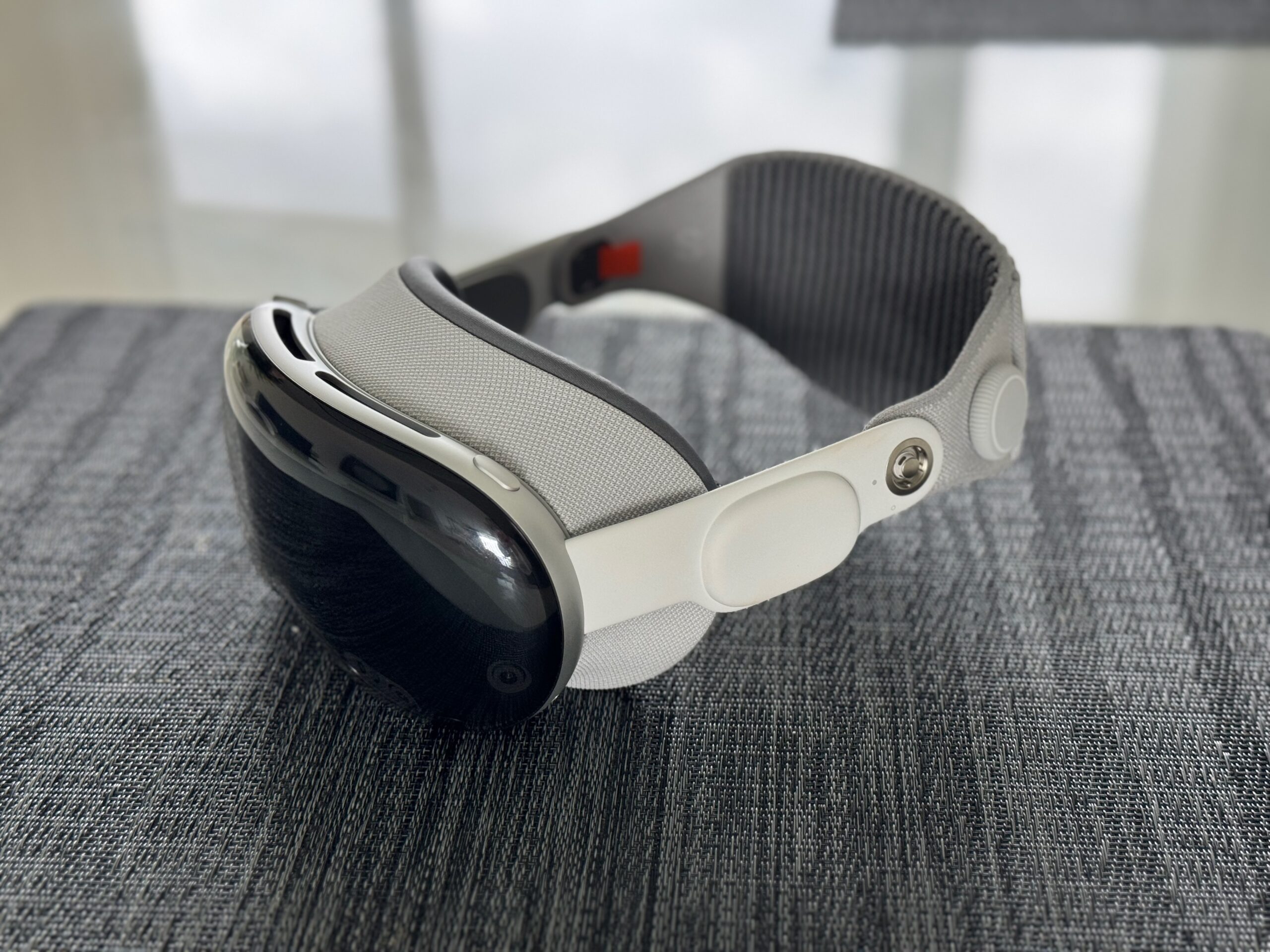 Apple-Vision-Pro | Techcetera